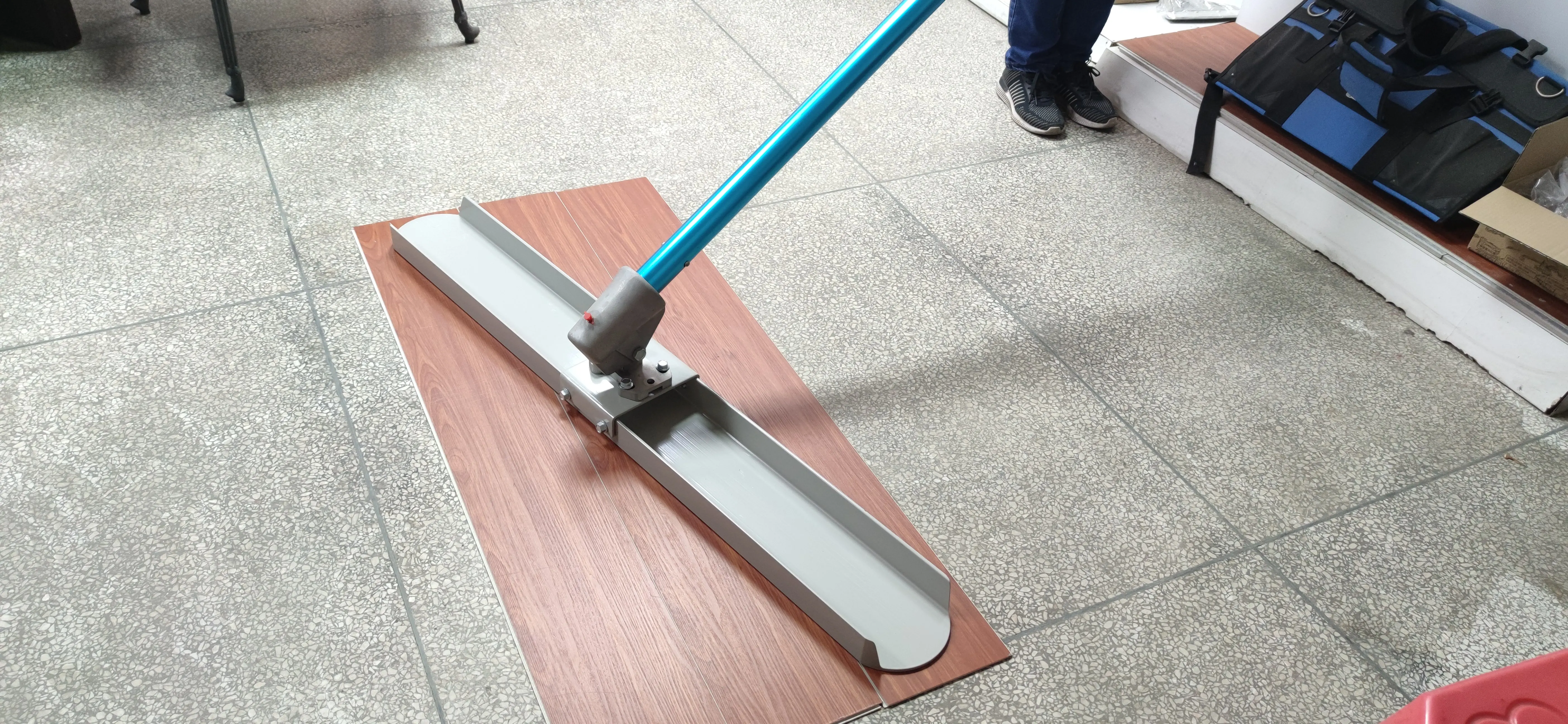 Industrial DIY Channel Bull Float - Customizable Magnesium