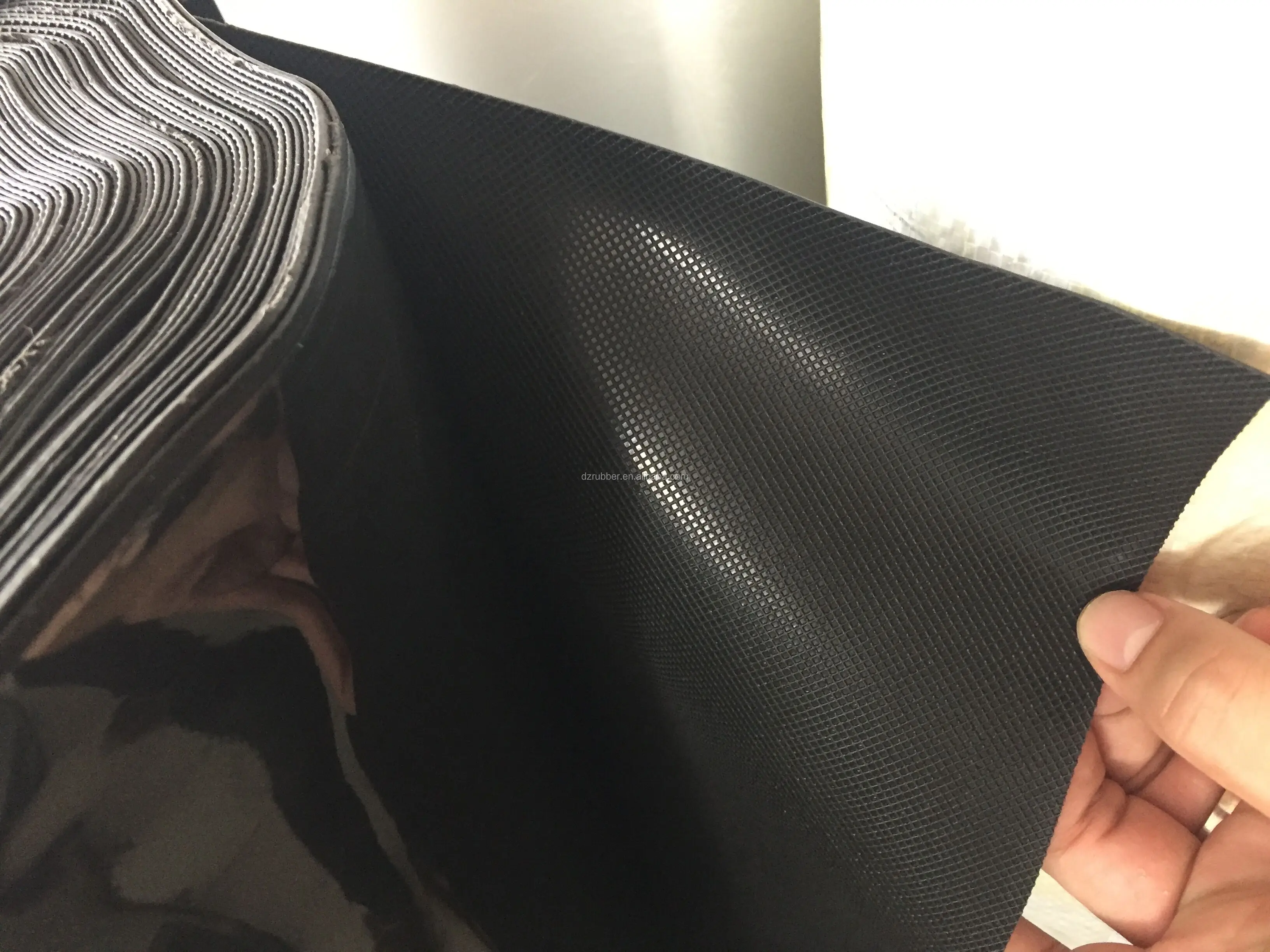 Black Grid Silica Gel Sheet - Durable Mesh Silicone Rubber