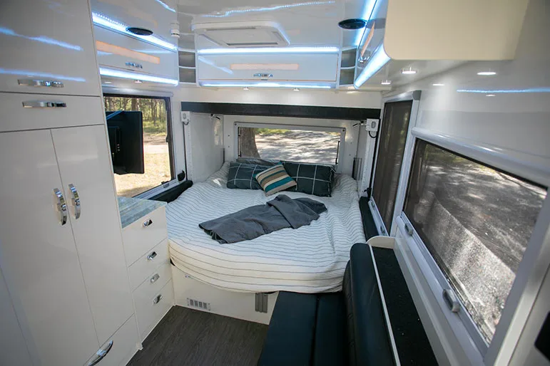 Customizable Caravan Australia Standard off Road RV Camper