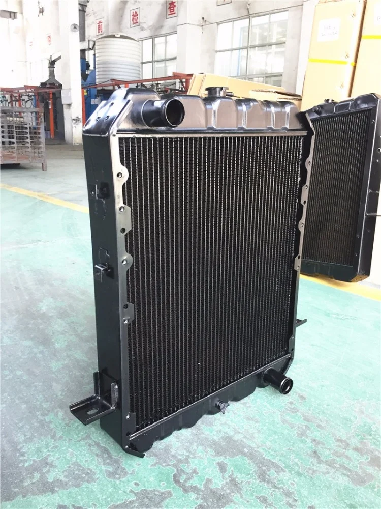 Shop Our Hot Sale Truck Parts - Copper Core Radiator for ISUZU GIGA 4JB1