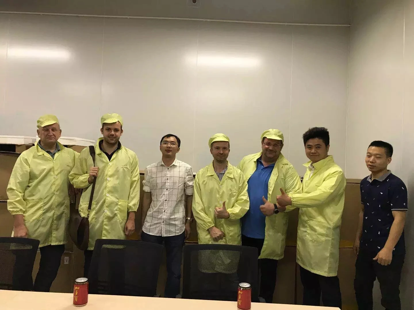 Digital Coloured Handmade Glass Clocks For Living Room - Buy Coloured ...