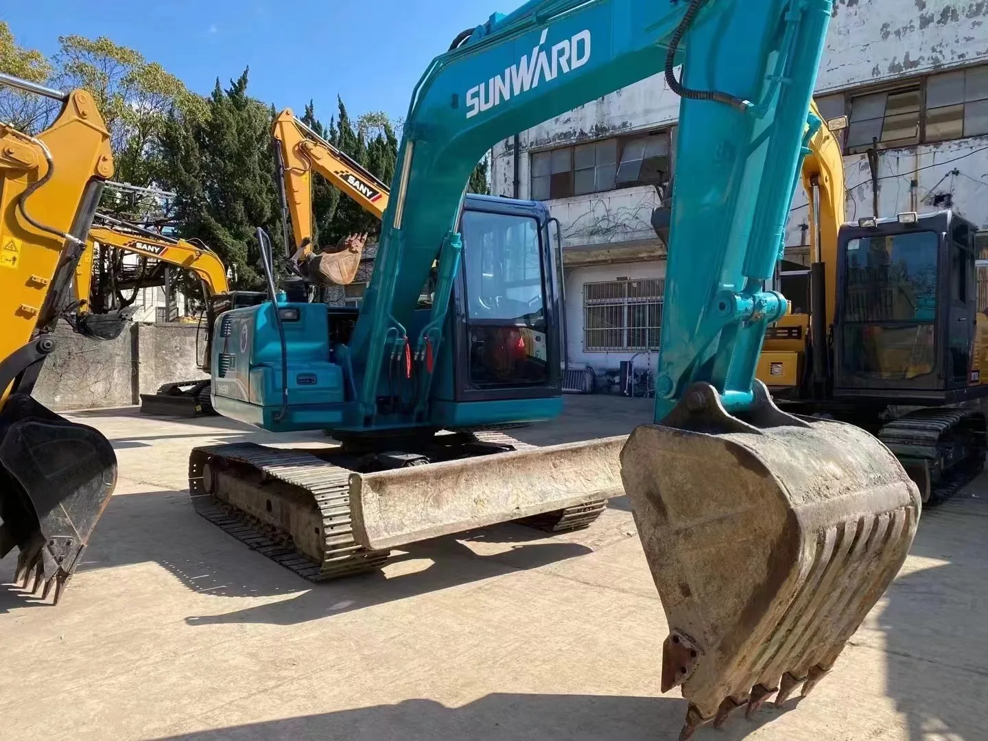 High Quality Construction Machinery Sunward 90 Used Excavators For Sale ...