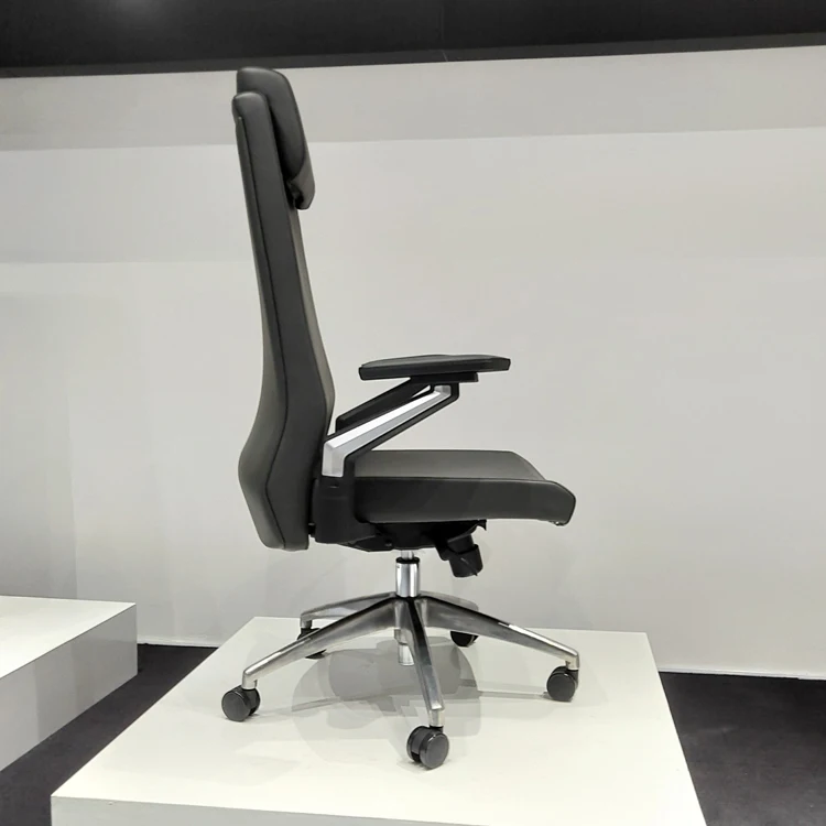True Seating Concepts Black Leather Office Executive Chair For Boss ...