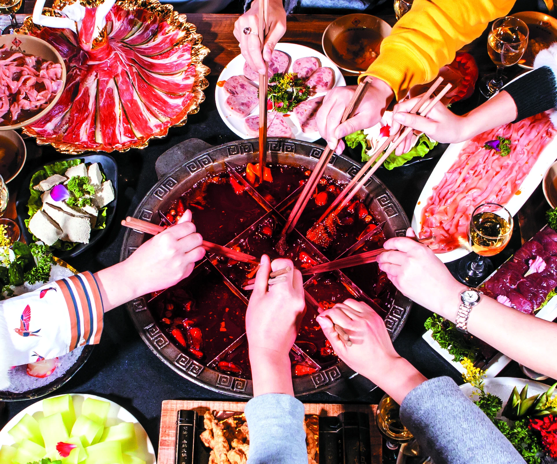 Qinma Authentic Classic Chongqing Vegetable Oil Hot Pot Seasoning ...