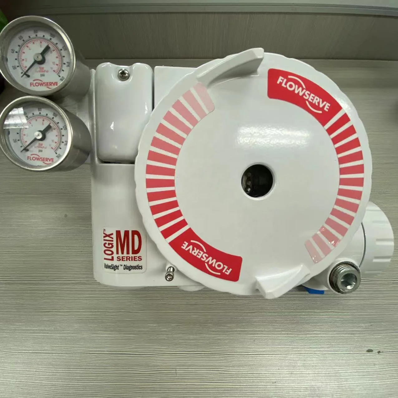 Original And New Flowserve Positioner Logix 3200md-10-d6-e-04-40-0g-00 ...