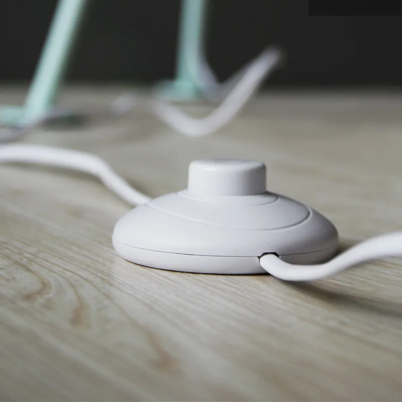 Modern Designer Denmark LED Lighting Fixtures E27 Base Three-Legged ...