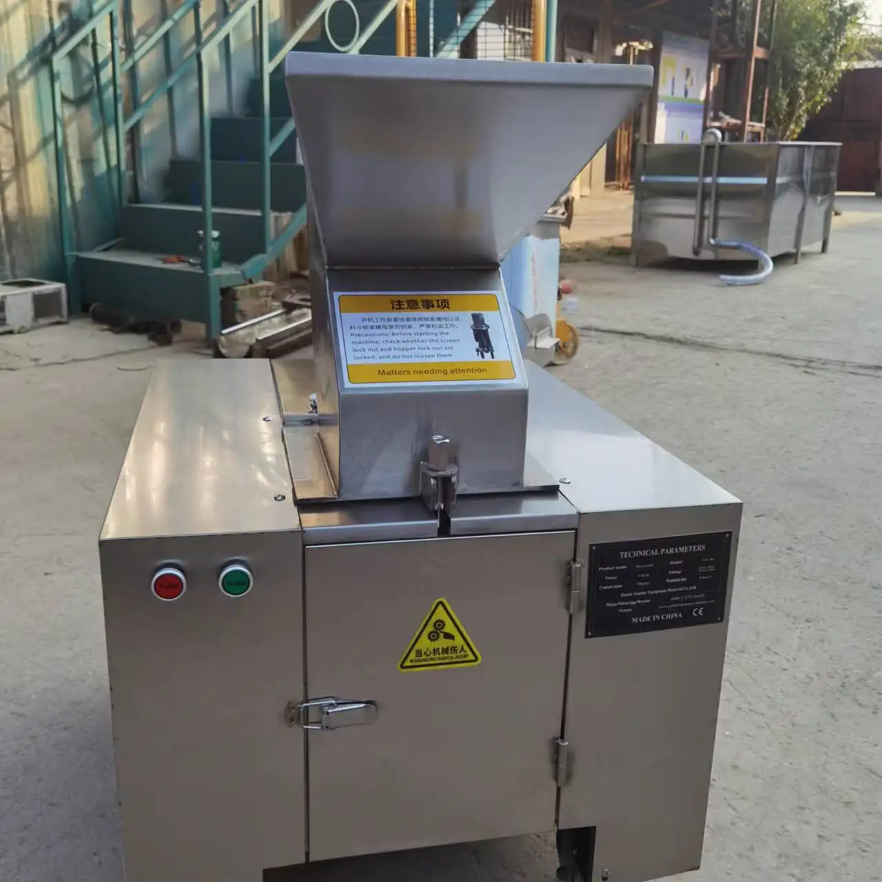 Commercial Stainless Steel Bone Grinder Machine Chicken Fish Crushing ...