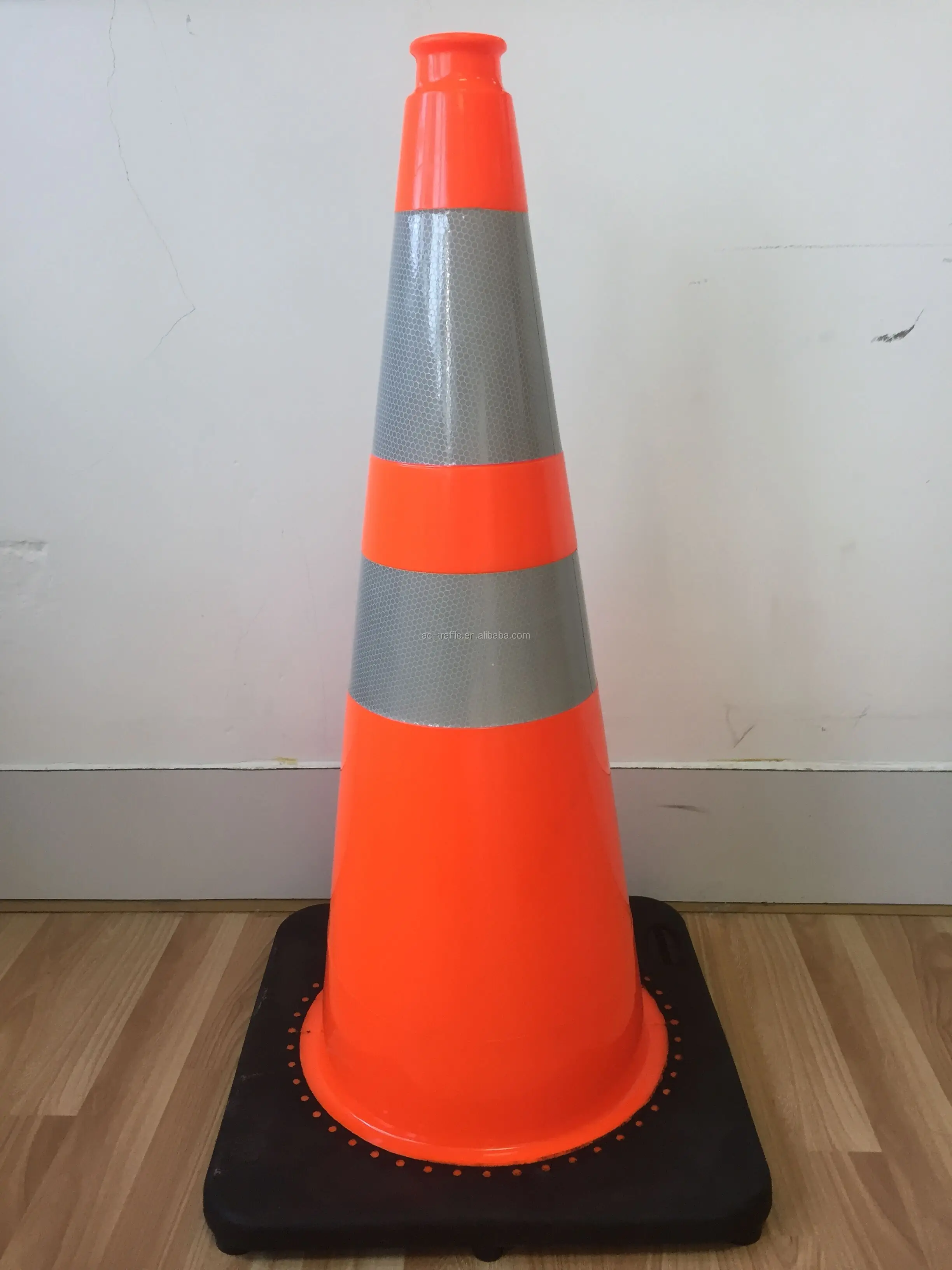 75 CM Flexible PVC Cone with Black Base - Anchang Traffic
