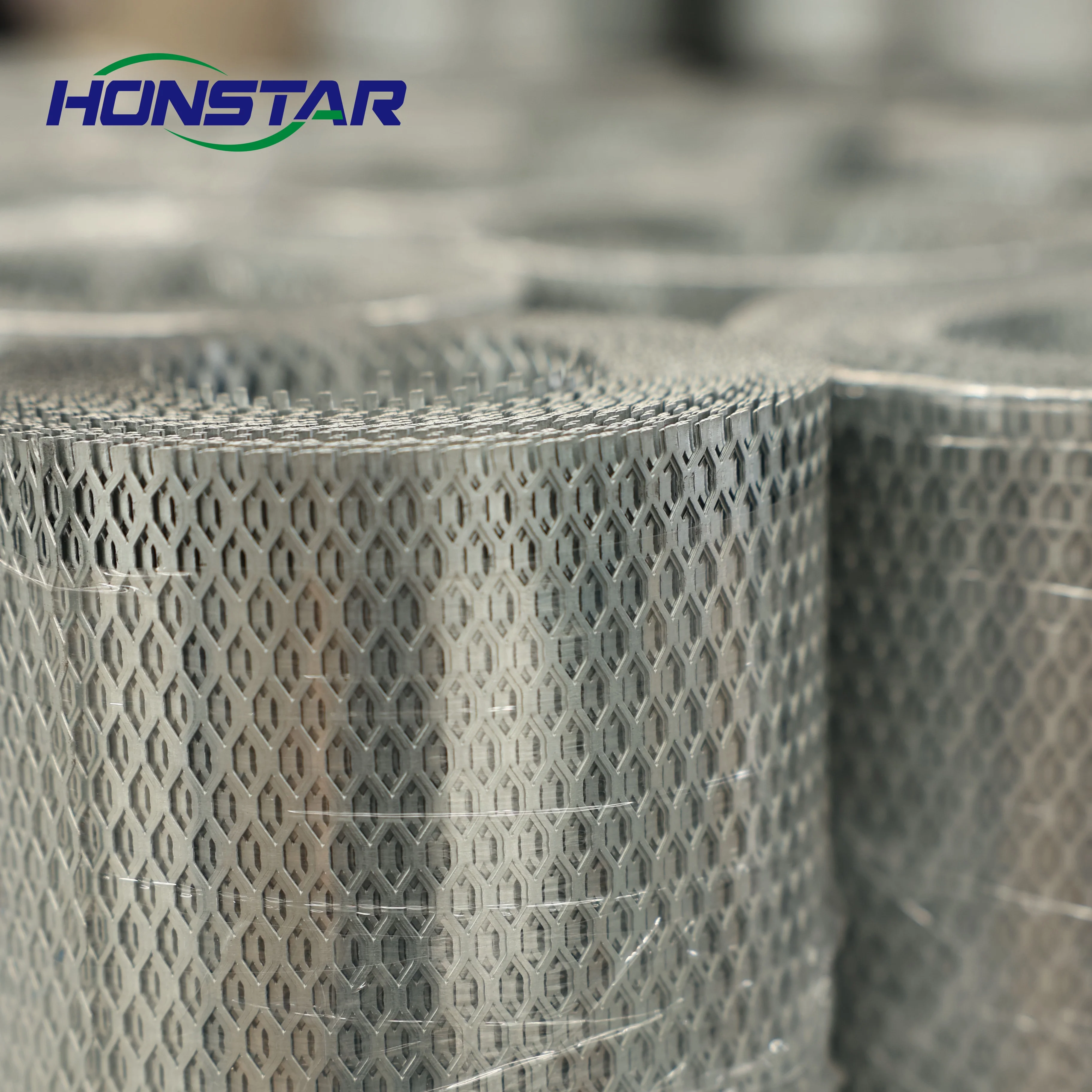 Metal Mesh Thickness 0.6/0.65/0.7/0.8mm Galvanized Expansion Mesh Hole ...