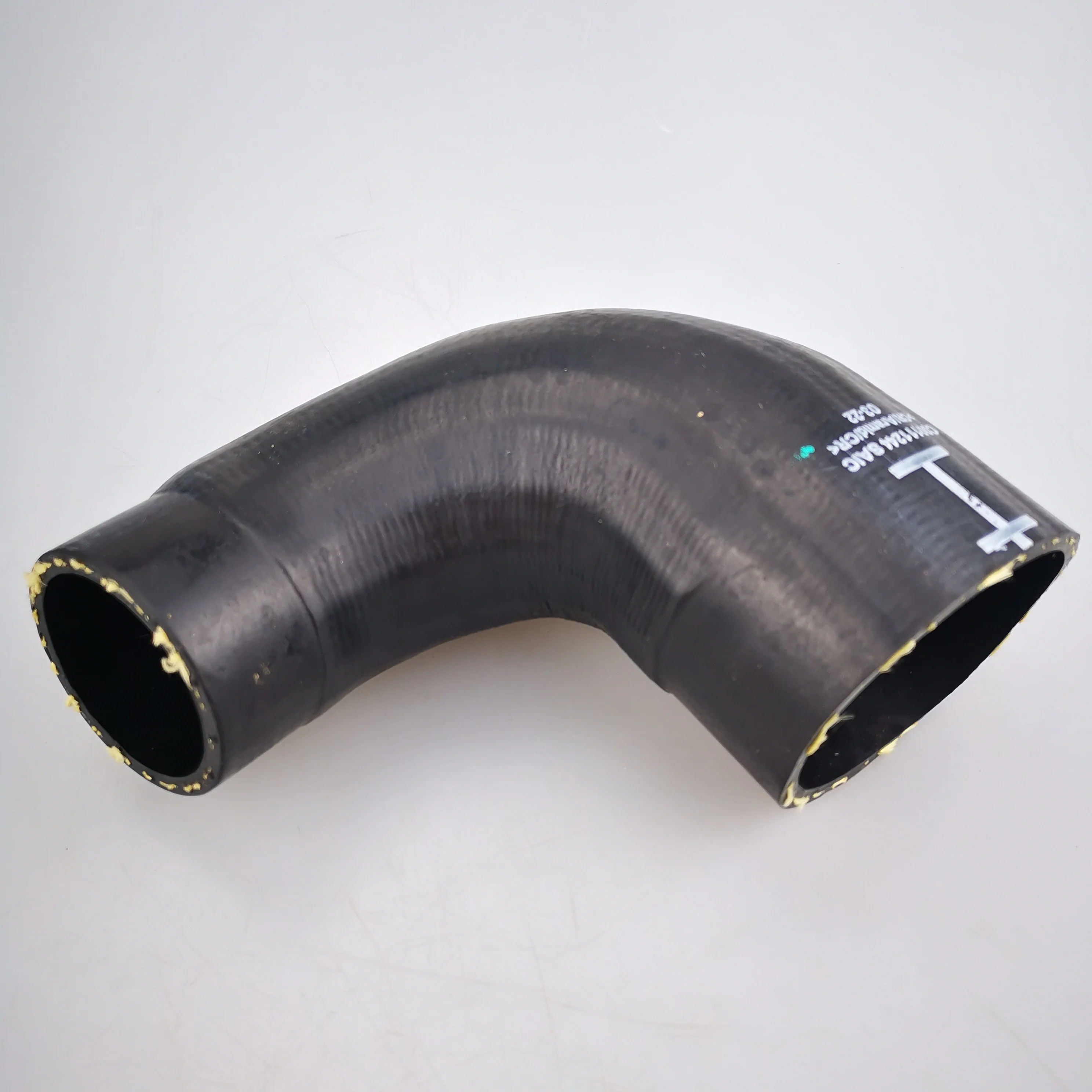 SAIC MAXUS T60 T90 D90 Engine Intake Elbow C00111244 - New 2.0T Rubber ...