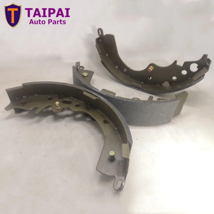 Brake Shoes for TOYOTA HIACE TACOMA 04495-26240 04495-04010