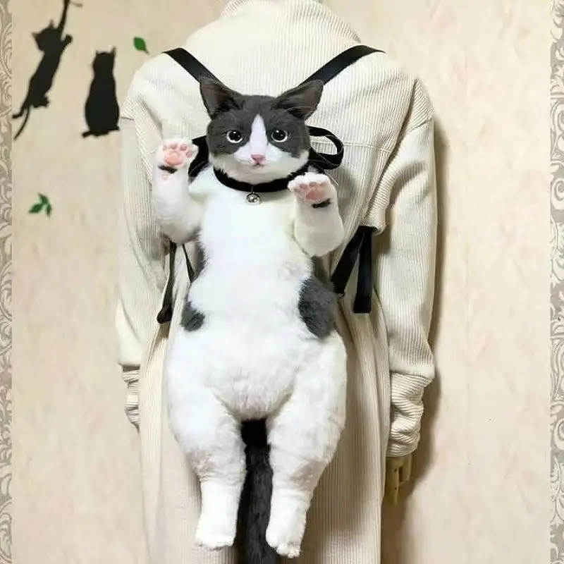 Lifelike Cat Backpack 3D Plush Toy Bag - Sustainable & Cute