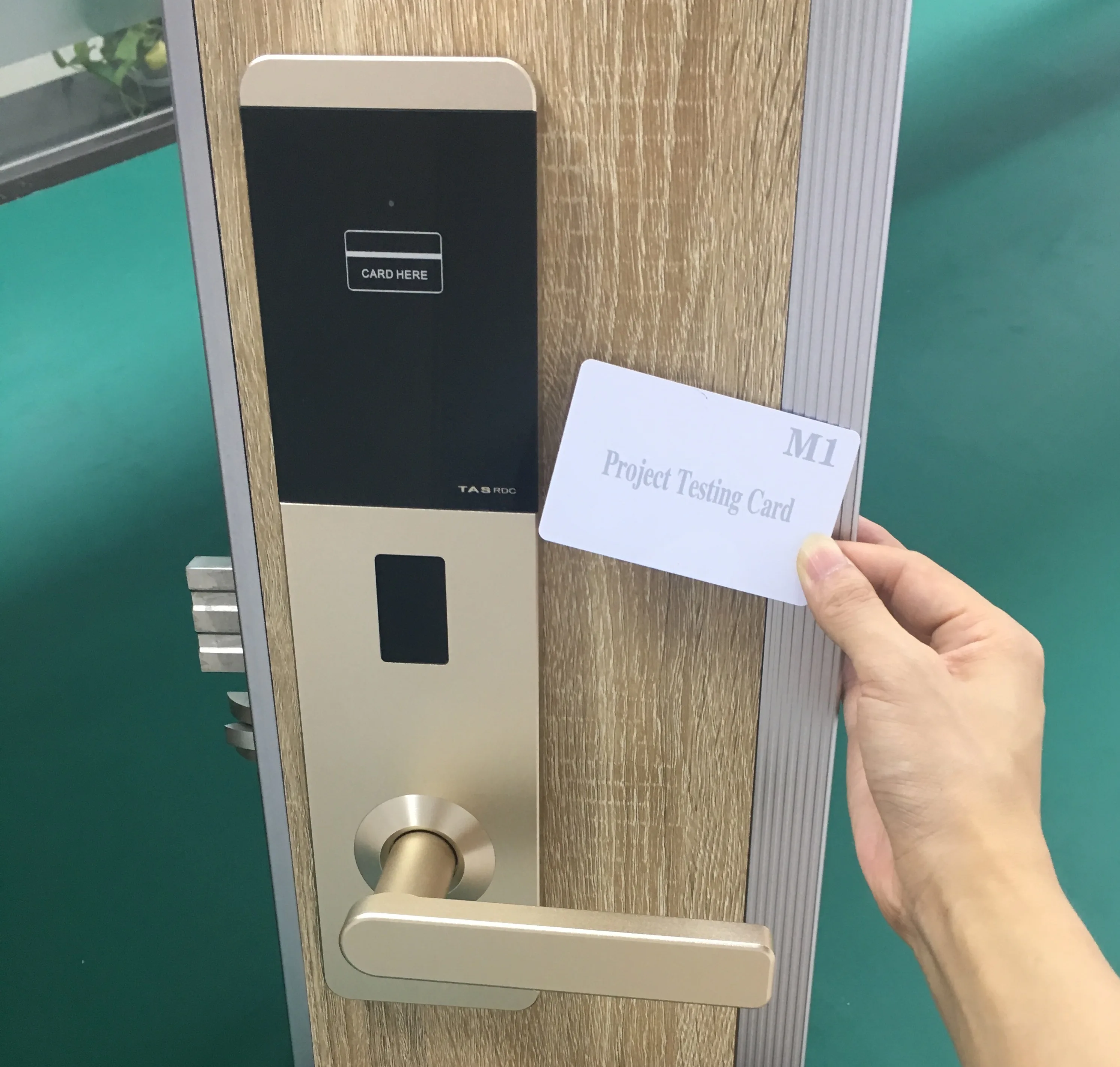 Smart Hotel Door Lock System - Digital RFID Hotel Card Lock M1
