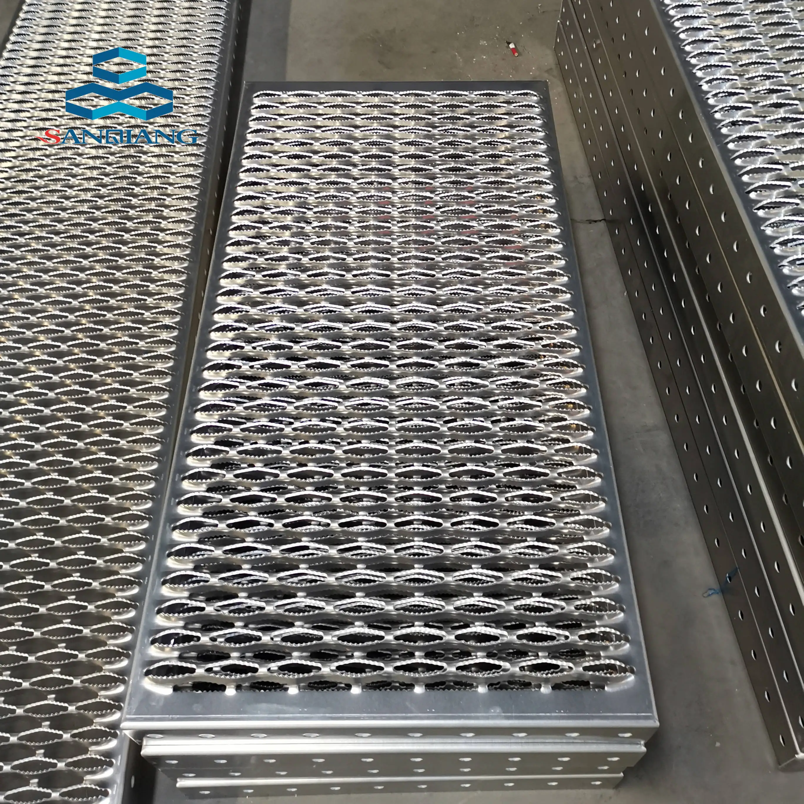 Perforated Metal Walkway Panels Perforated Metal Stair Treads Aluminum ...
