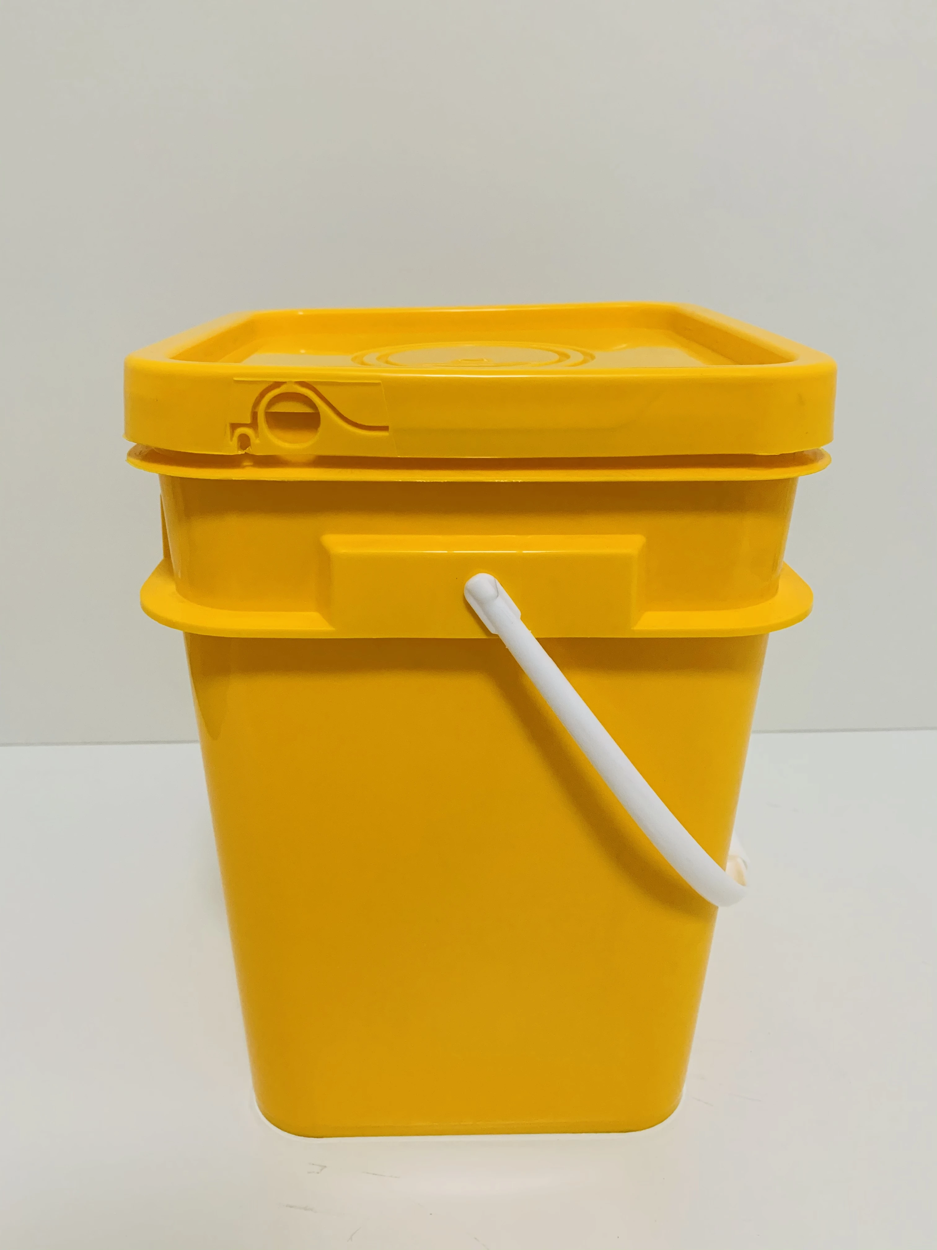 China Quality 15l Plastic Pail Square Plastic Buckets For Storage - Buy ...