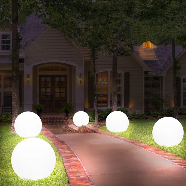 Outdoor LED Solar Ball Garden Light - Color Changing Sphere