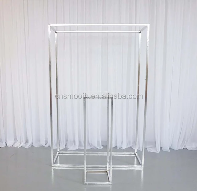 Gold Metal Frame Arch - Elegant Wedding Reception Decor