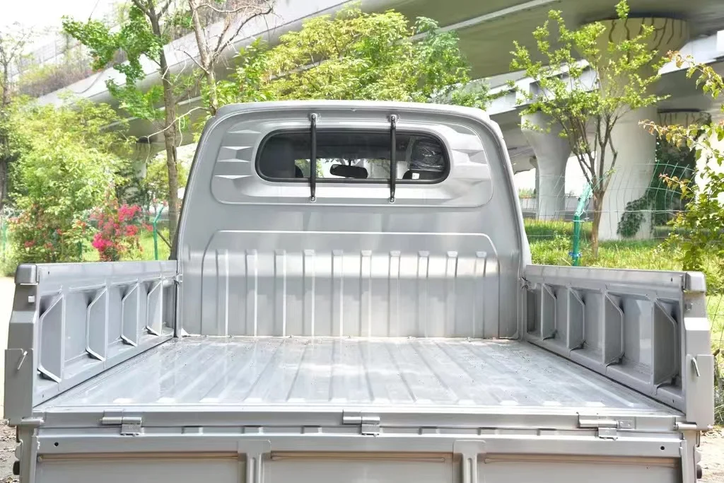 The 2023 Wuling Rongguang New Truck 2.0l Dual-row 5-seater Micro Truck ...