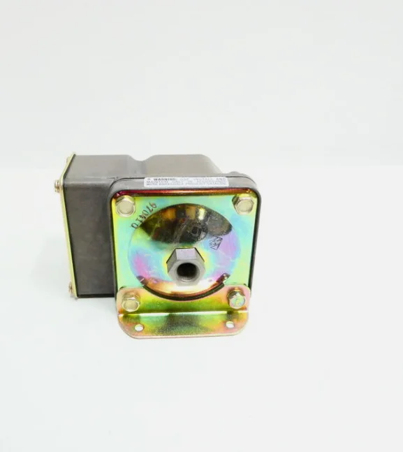 Barksdale Process Control D2t-h18ss Pressure Switch 1/4in 0.4-18psi 125 ...