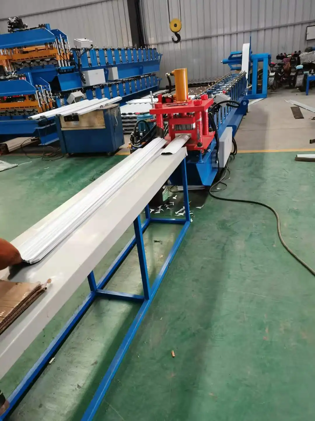 Fence Making Equipment Use For Courtyard Perforated Panel Sheet Forming ...