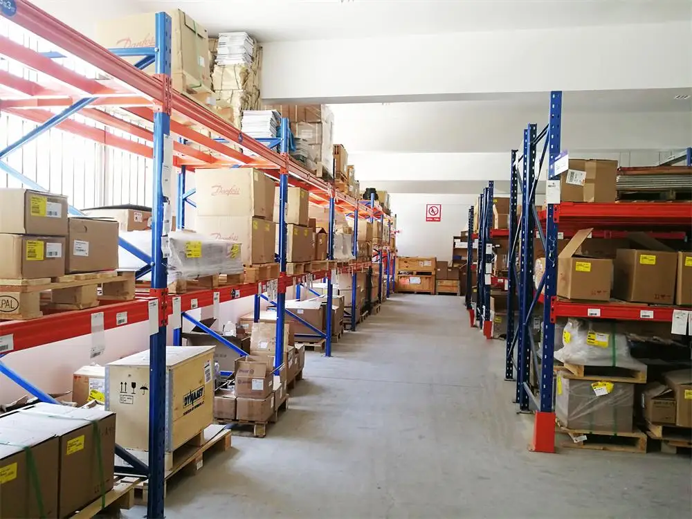 Trenching Organic Manure Distributor - Efficient Fertilizer Spreaders ...