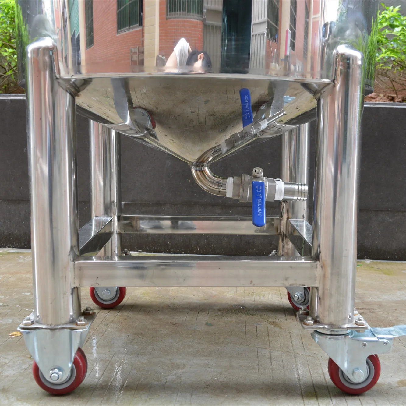 Movable SUS316L and SUS304 Storage Tanks - Durable & Versatile