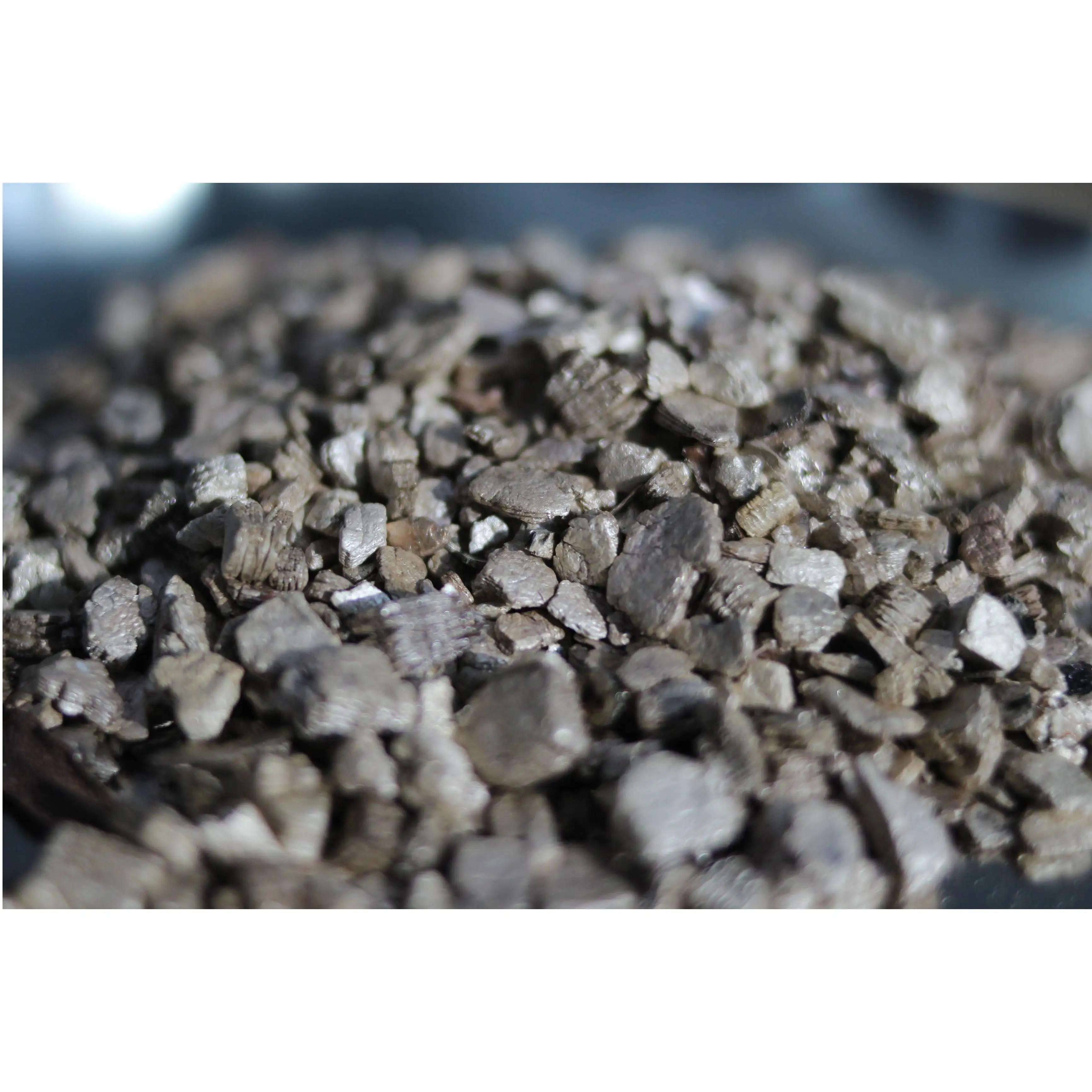 Premium Higher Quality Vermiculite Supporting Packing Materials ...