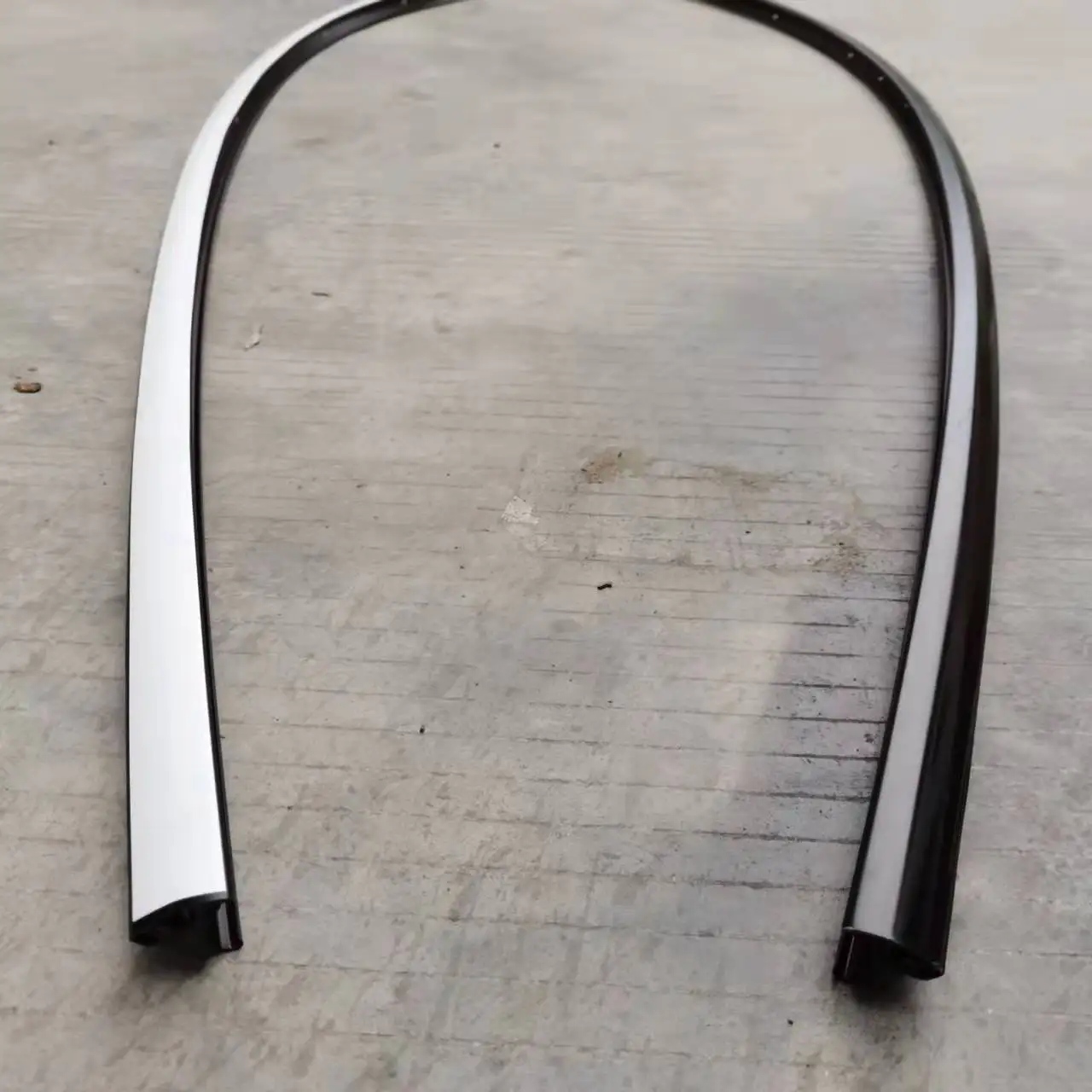 2021特斯拉y型车顶饰板1495730-00-C 1495731-00-C原装零件| Alibaba.com