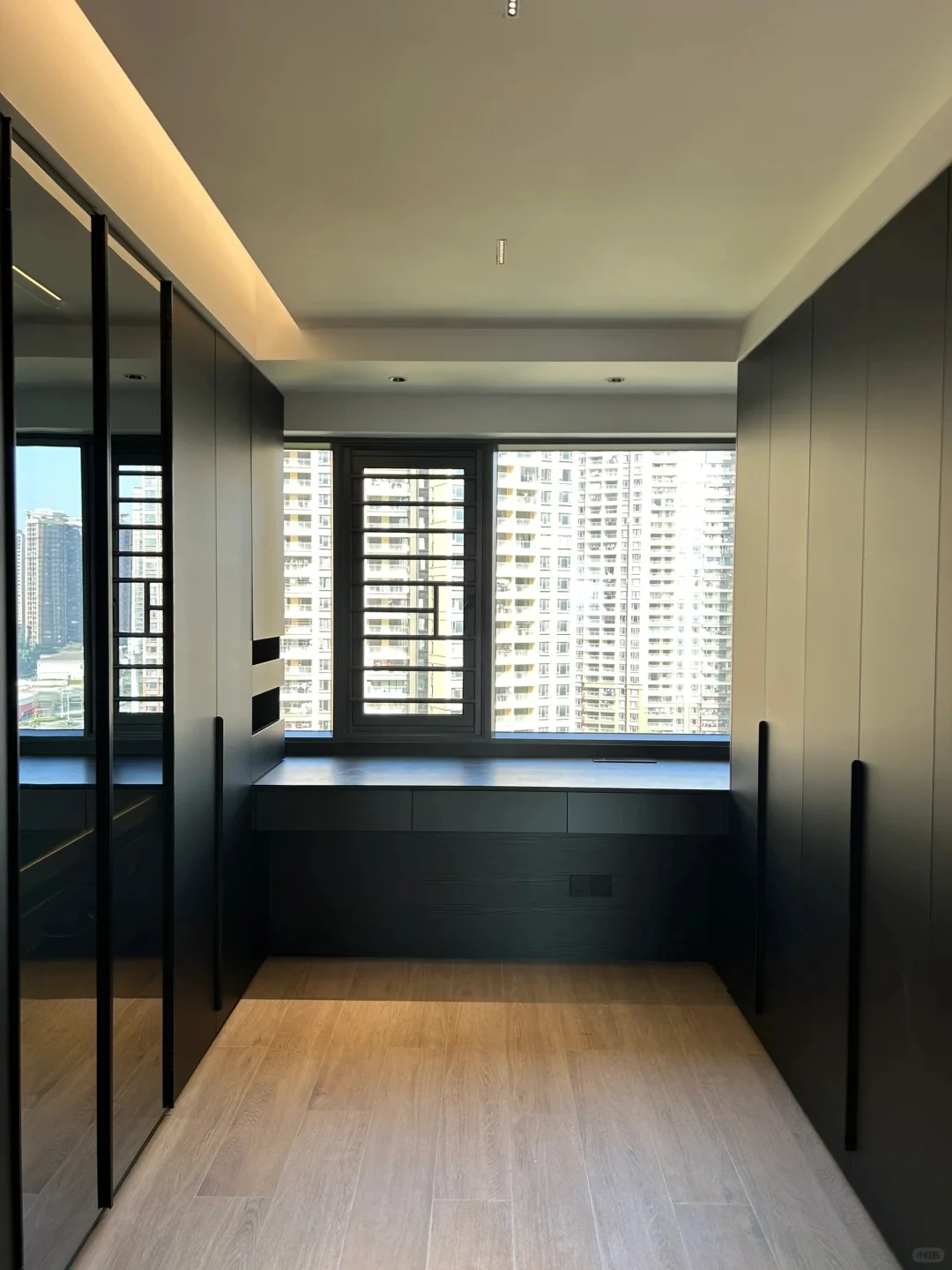 Hyhg-nordic Melamine Wardrobes - Stylish Storage Solutions