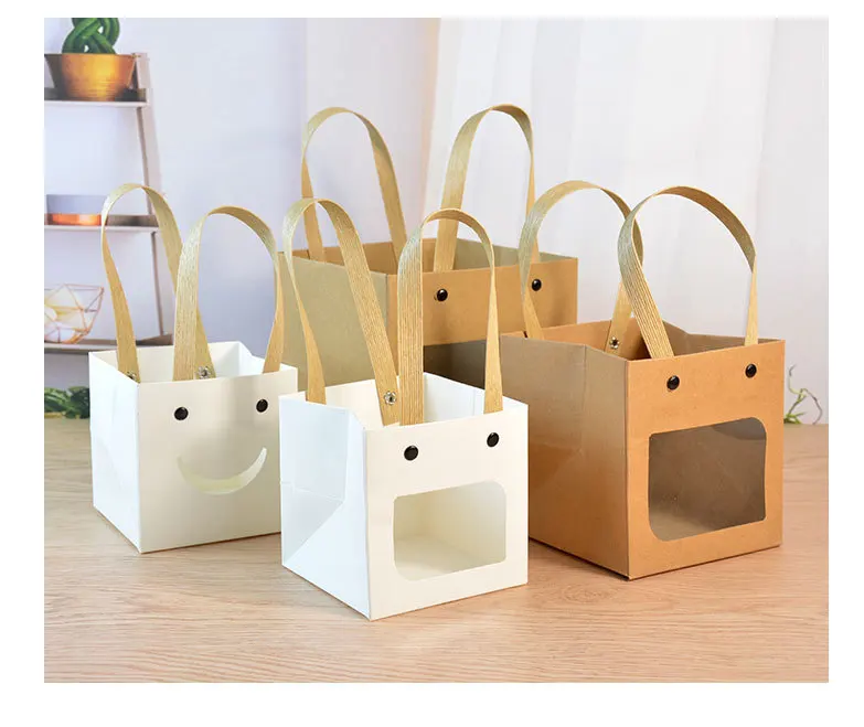 Smiley Face Square Paper Bag Square Hand-held Paper Bag For Valentine's ...
