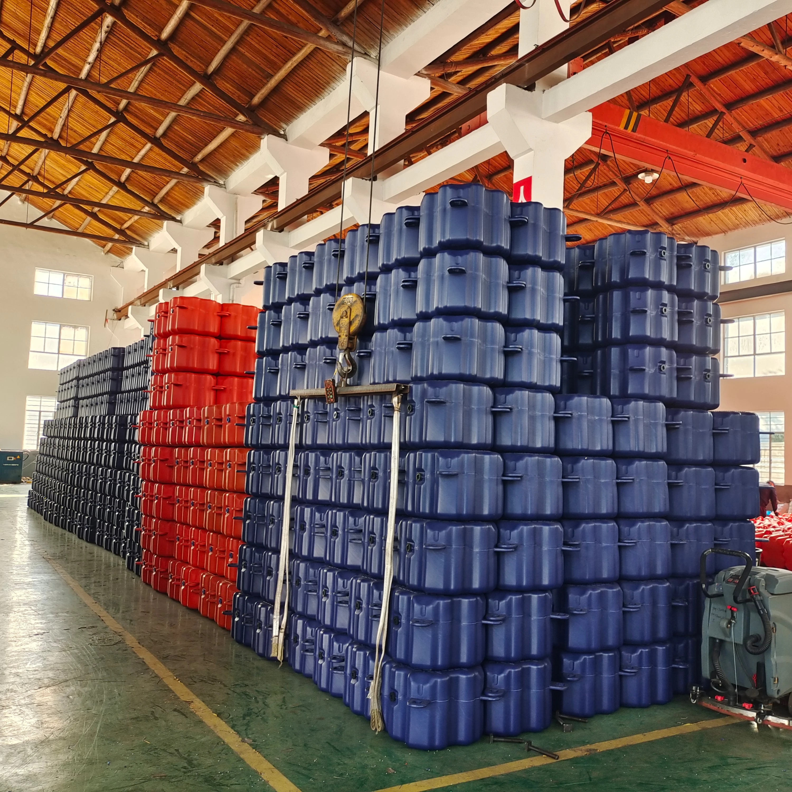 Uv Resistant Hdpe Stable Floating Pontoon Platform Floating Bridge ...