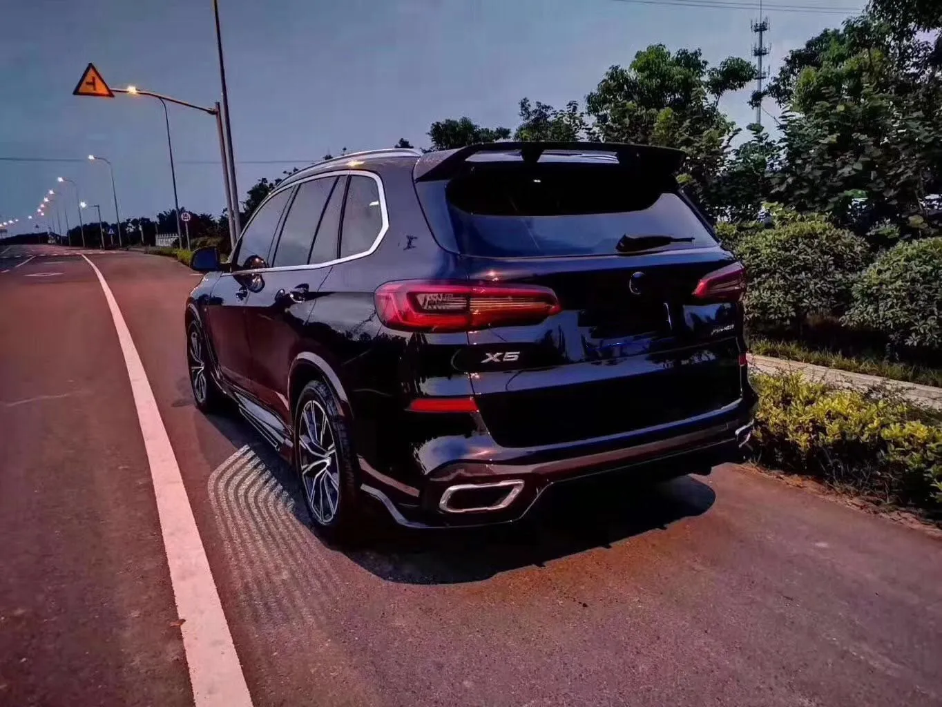 2019 X5 G05 Body Kit For X5 G05 To Mbm Style Front Lip Rear Diffuser Side Skirt And Roof Spoiler ...