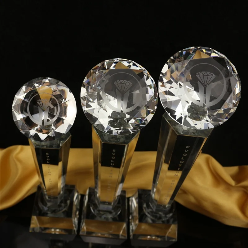 Cheap Diamond Crystal Trophy With With Engraved Logo/clear Crystal ...