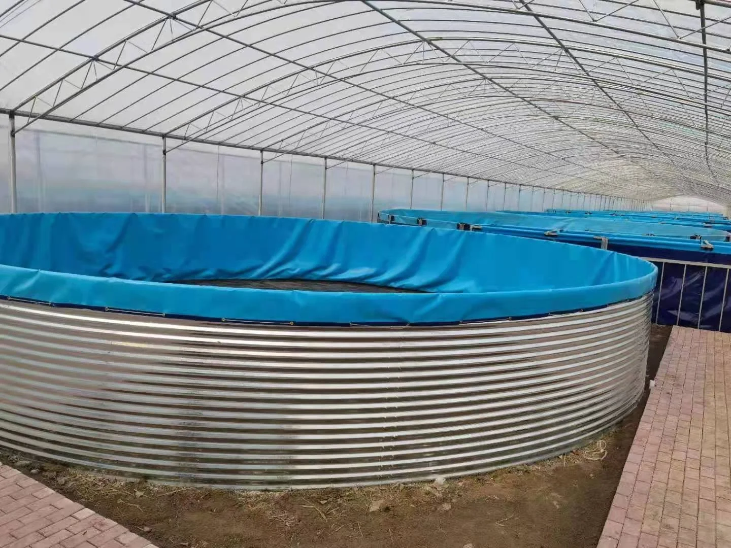 Large Plastic Fish Containers Galvanized Steel Large Commercial Fish ...