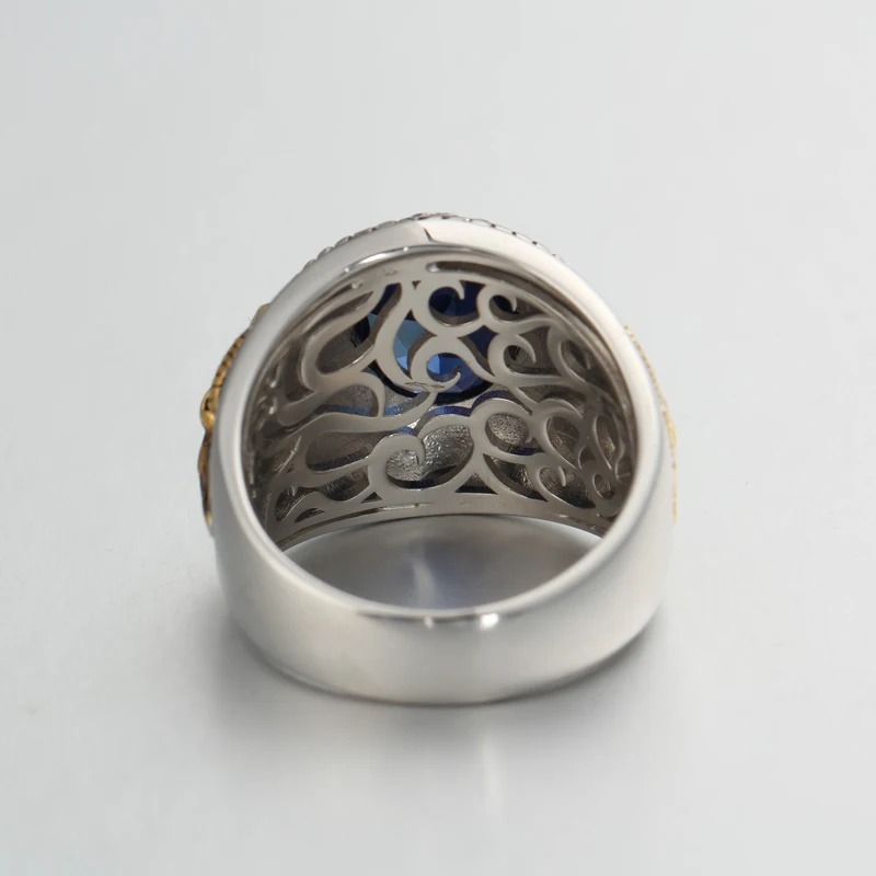 Signet Ring 18K Gold - Custom College Class Ring for Men