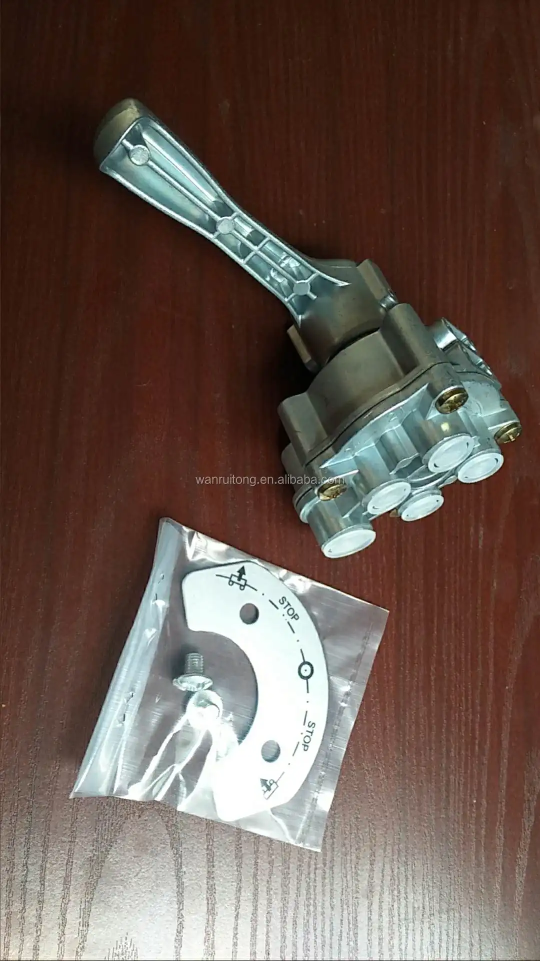 VIT-S Truck Spare Parts - Rotary Slide Valve for V/V 6773736 Brake Valve