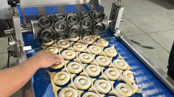 Automatic Donut Cutter Multi-shape Dough Roller Square/round/triangle ...