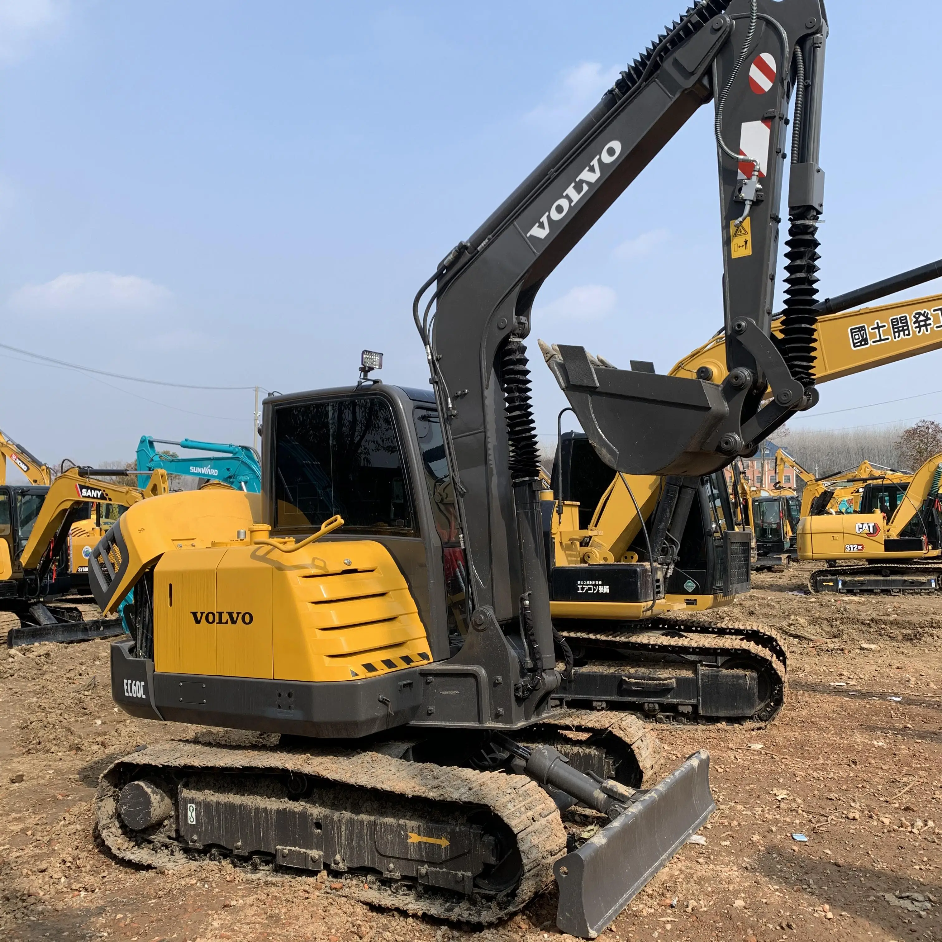 Original Korea Volvo Ec60c Used Excavator For Sale Ec60 Second Hand 6 ...