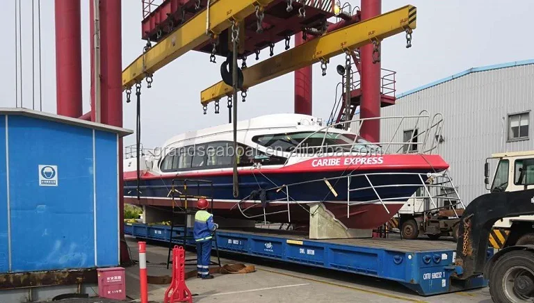 Aluminum High Speed Tour Boat - Fiberglass Superstructure