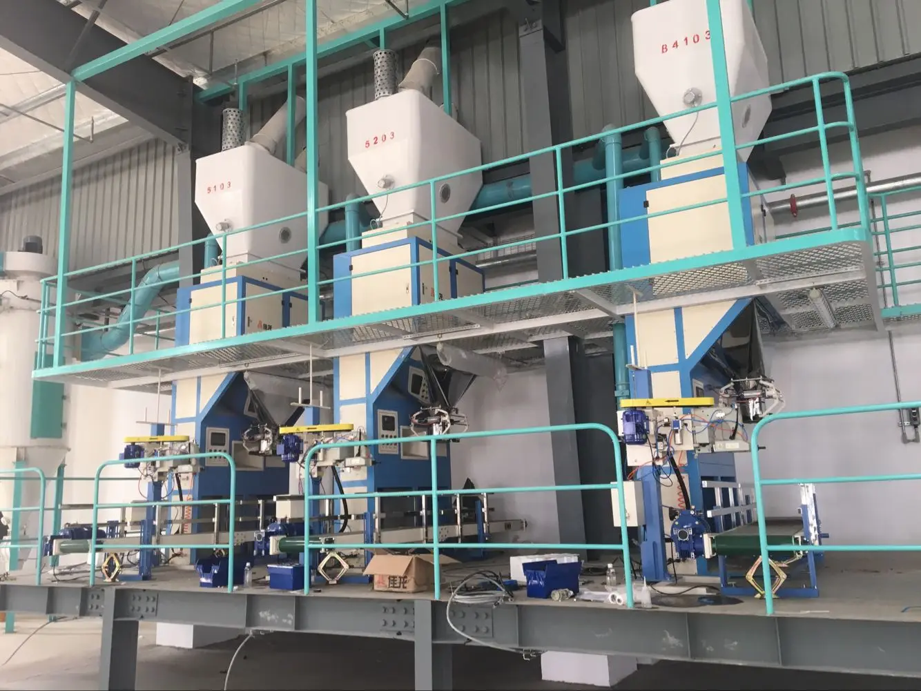 50kg Animal Feed Bagging Machine - Reliable Poultry Packing