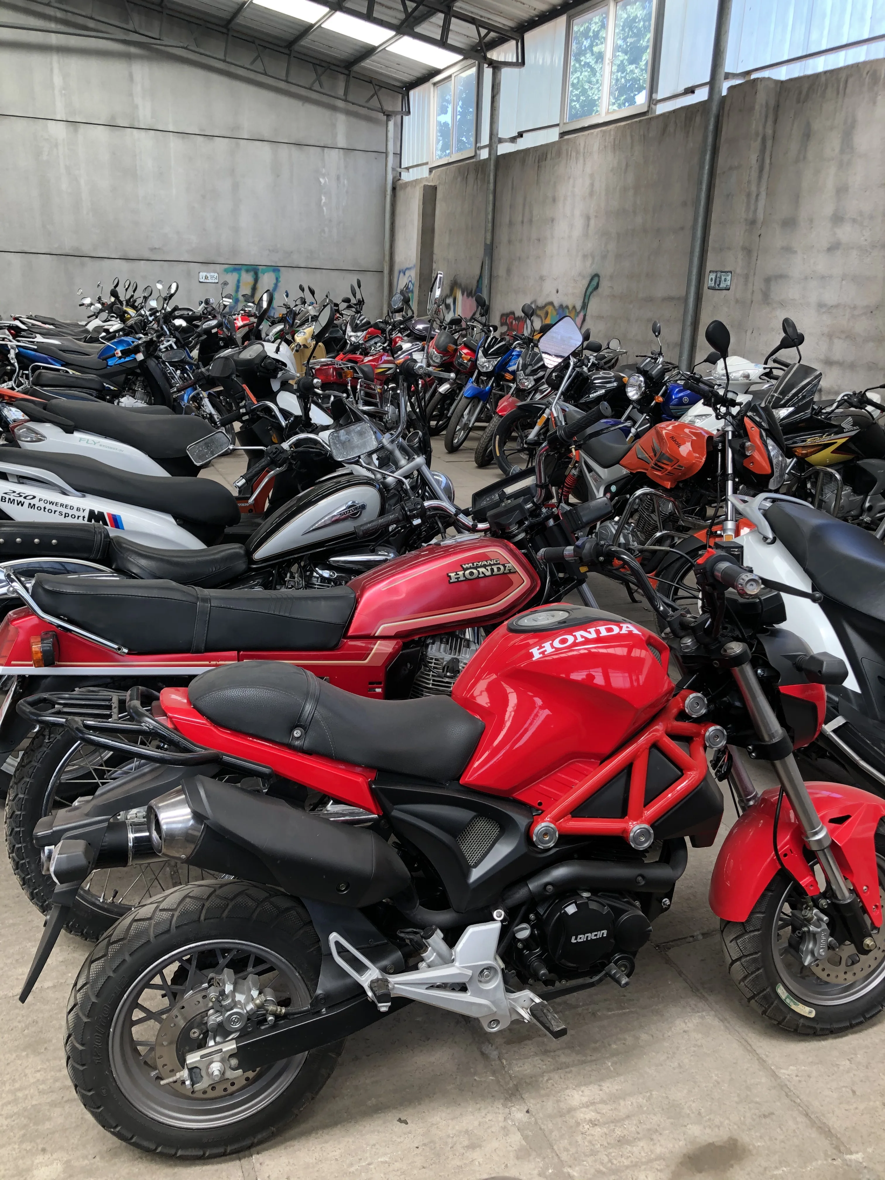 Kawasaki H2 Horizon 400CC Electric Heavy Locomotive Racing Car