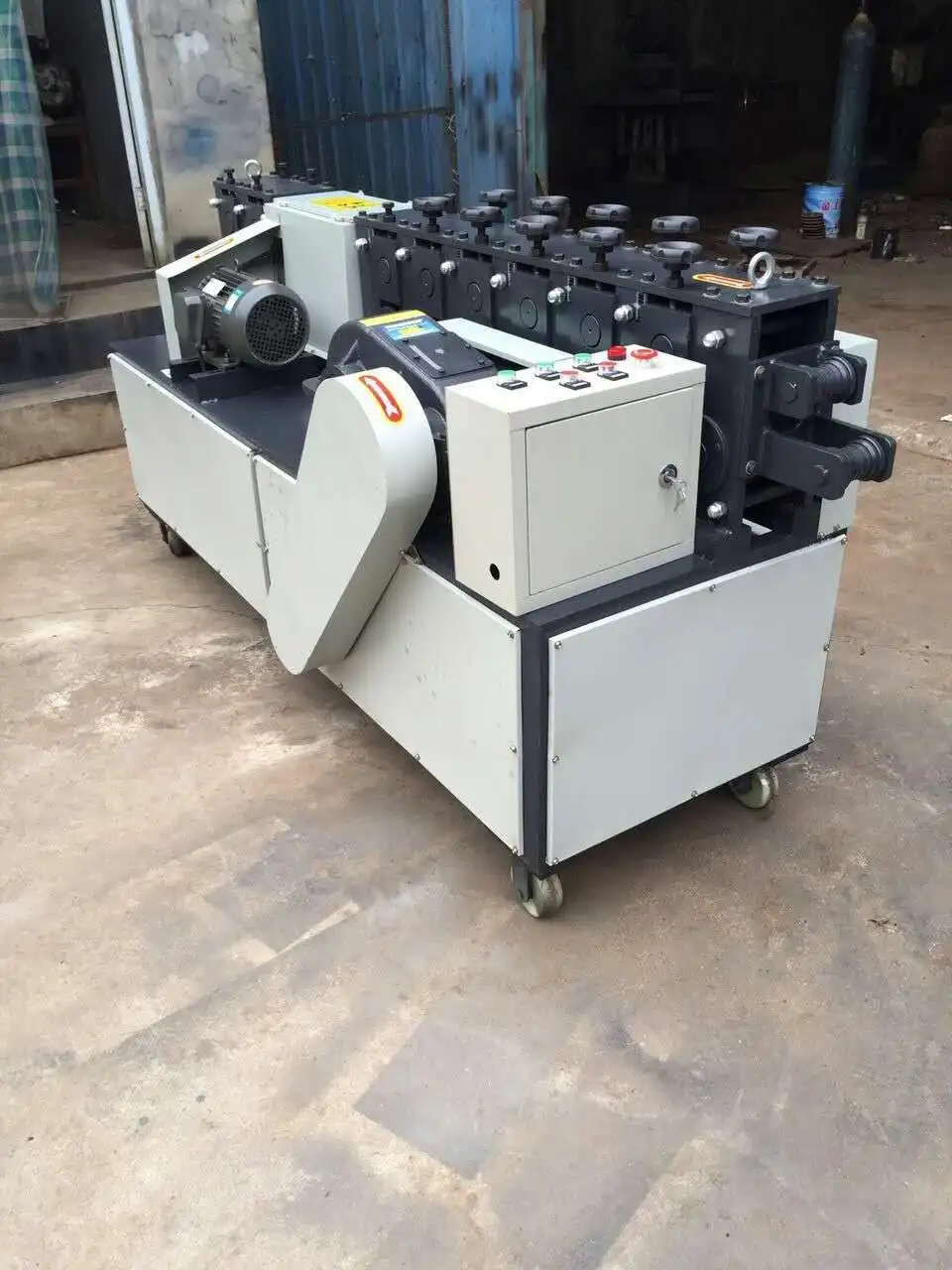 Indentation-free Square Tube Correction And Straightening Machine - Buy ...