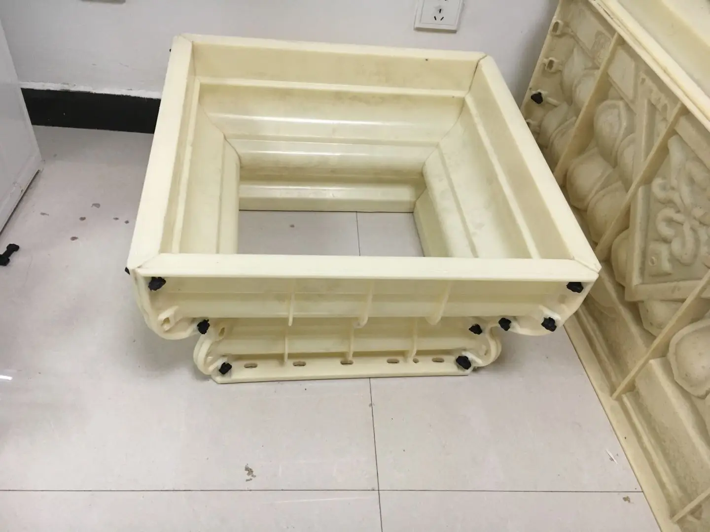 ABS Square Shape Concrete Molds for Planters & Outdoor Decoration OEM
