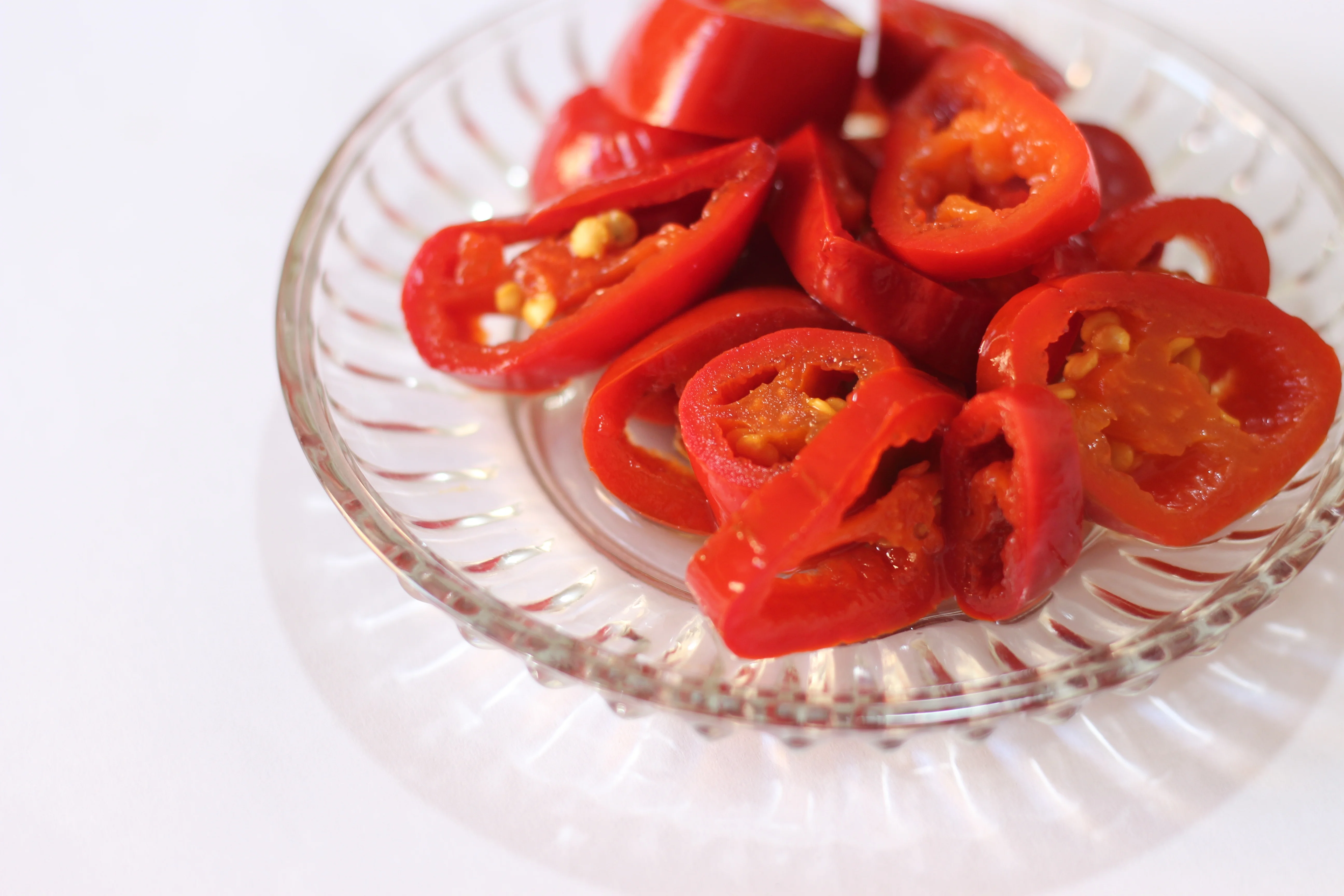 Sliced Red Jalapeno Pepper Preserved In Brine Contains Of Water,Salt ...