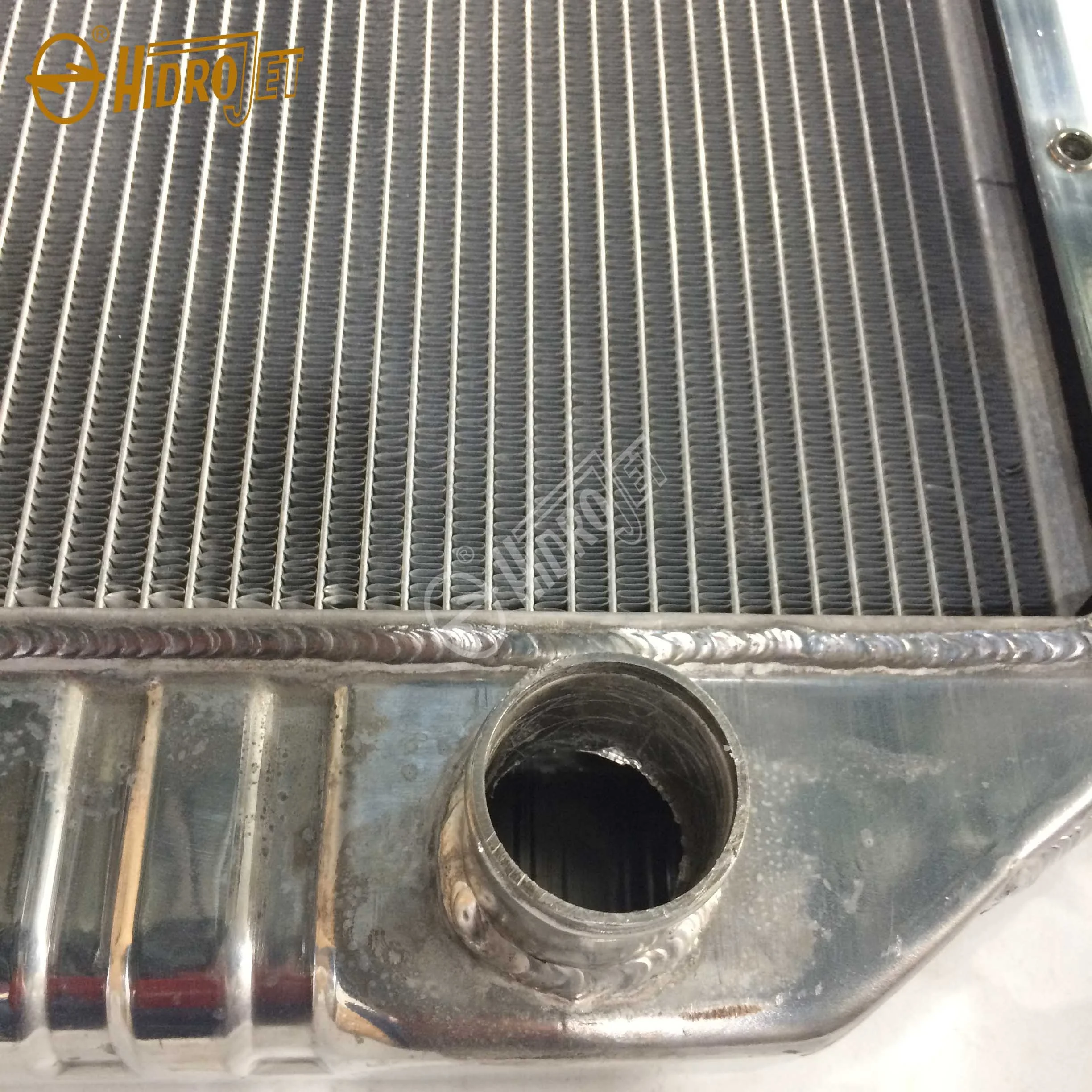 E320c Cooling System Radiator Hydraulic Oil Cooler Water Tank Radiator ...