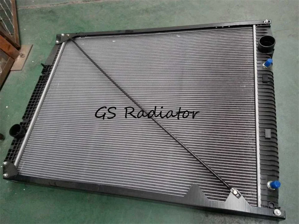 Auto Parts Plastic Aluminum Radiator For 96-02 At 9425001003 - Buy ...