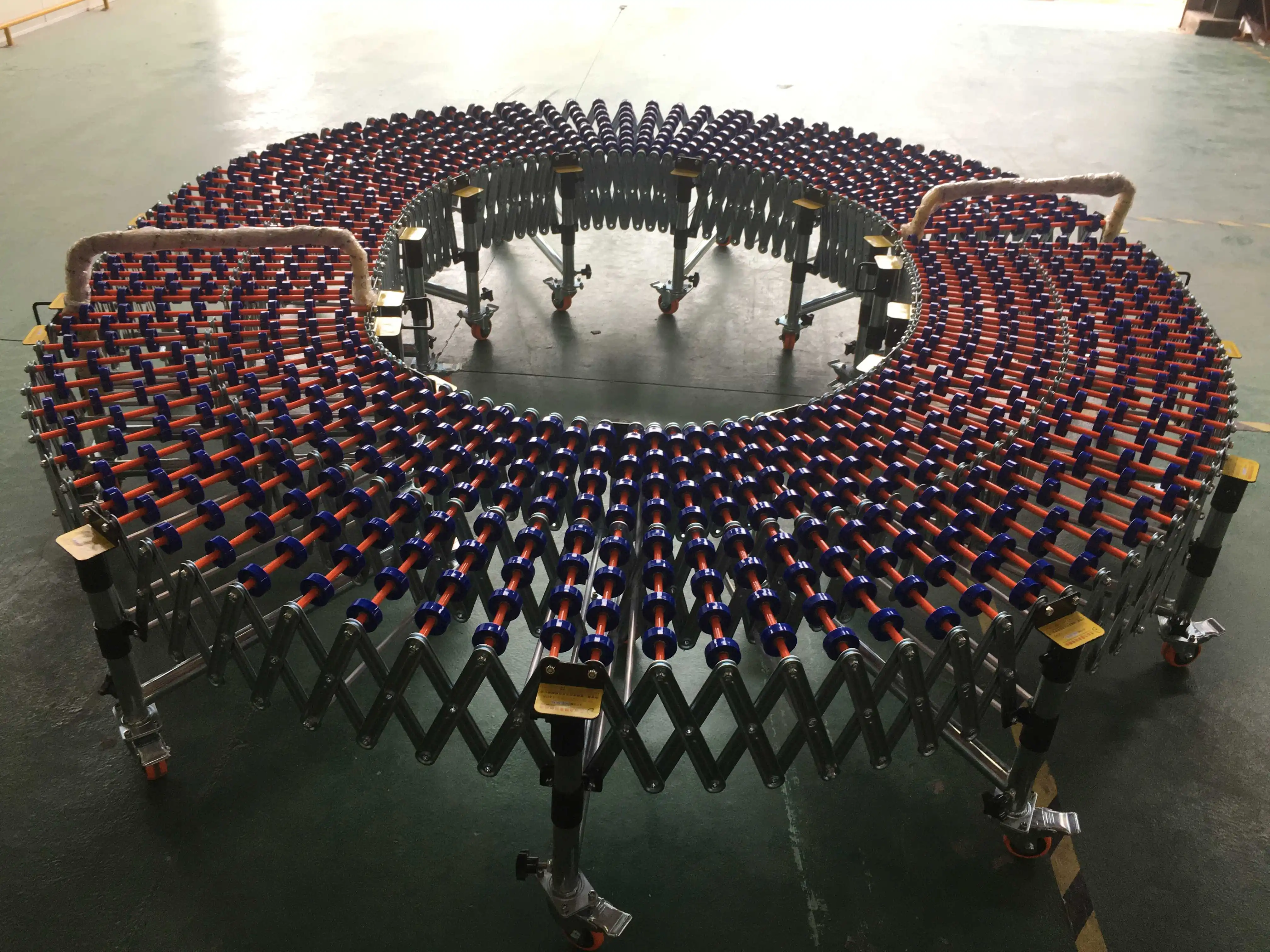 Gravity Flexible Skate Wheel Conveyor - Stainless Steel