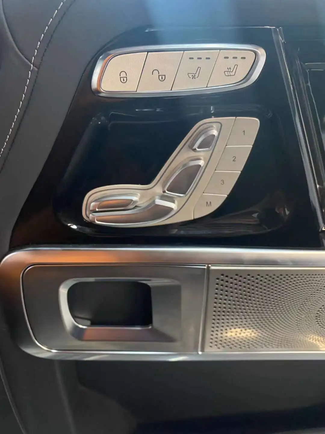 2023 G-Class W463 Custom Interior Upgrade Kit for G Wagon OEM