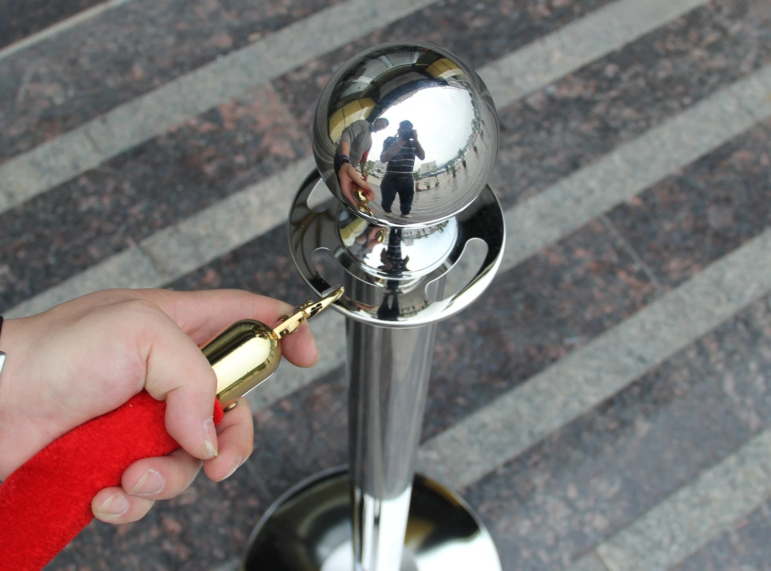 Universal Queue Management System Stanchion Pole Queue Line Crowd ...