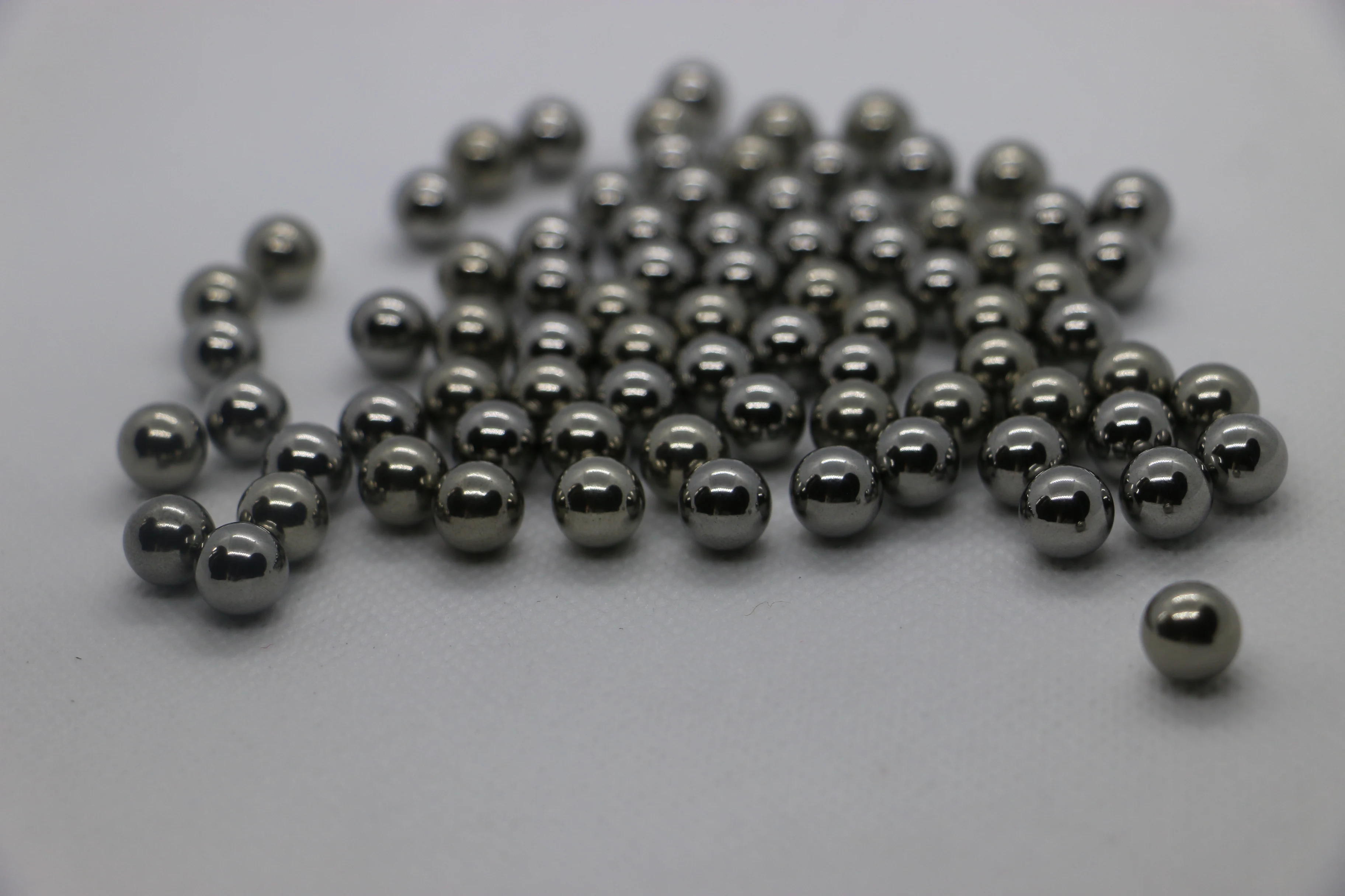 High Precision 0.8mm 1mm 2mm 3mm 4mm 5mm 6mm Carbon Steel Ball For ...